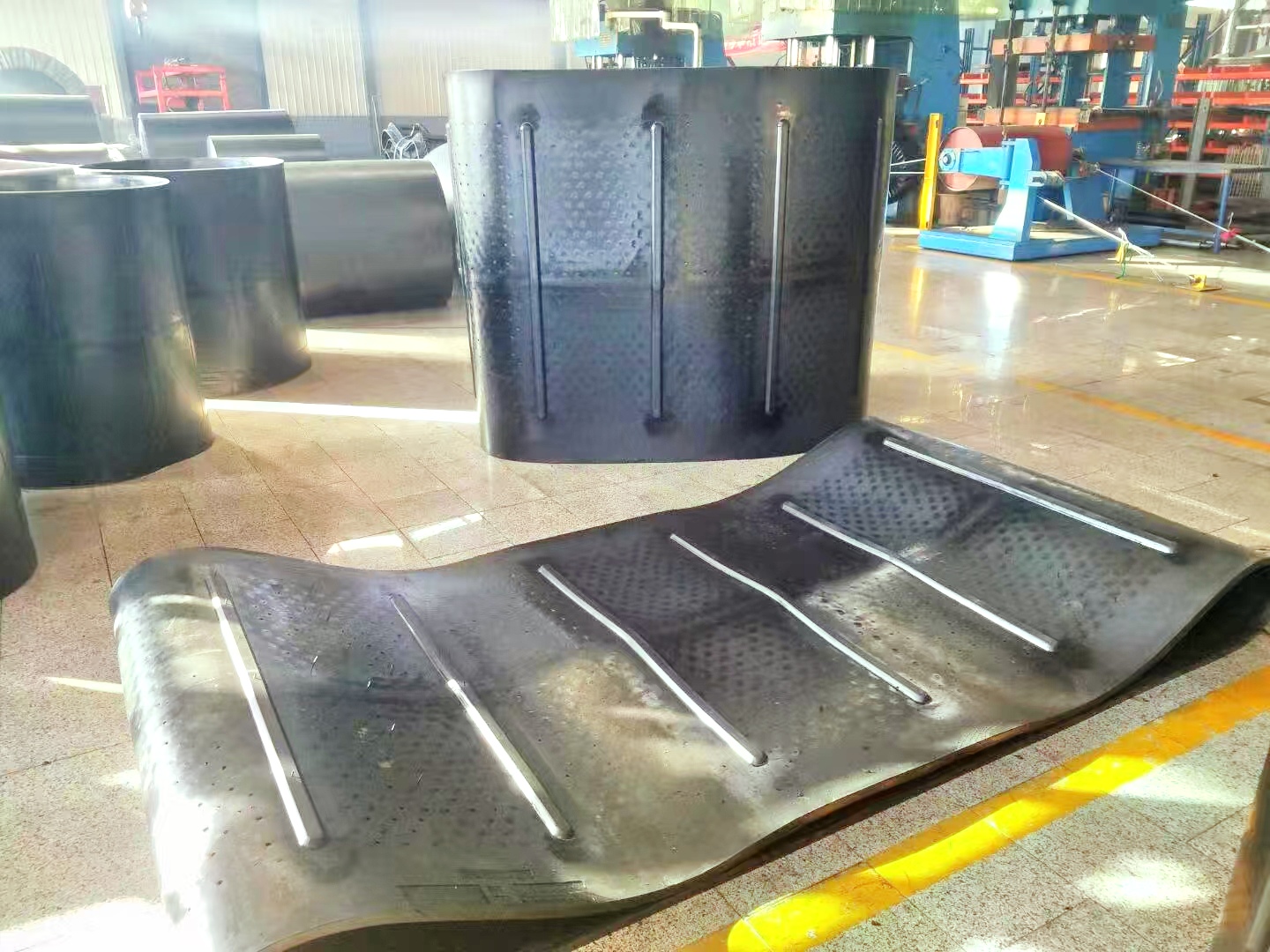 Shot blast machine track – cnrubber6.com
